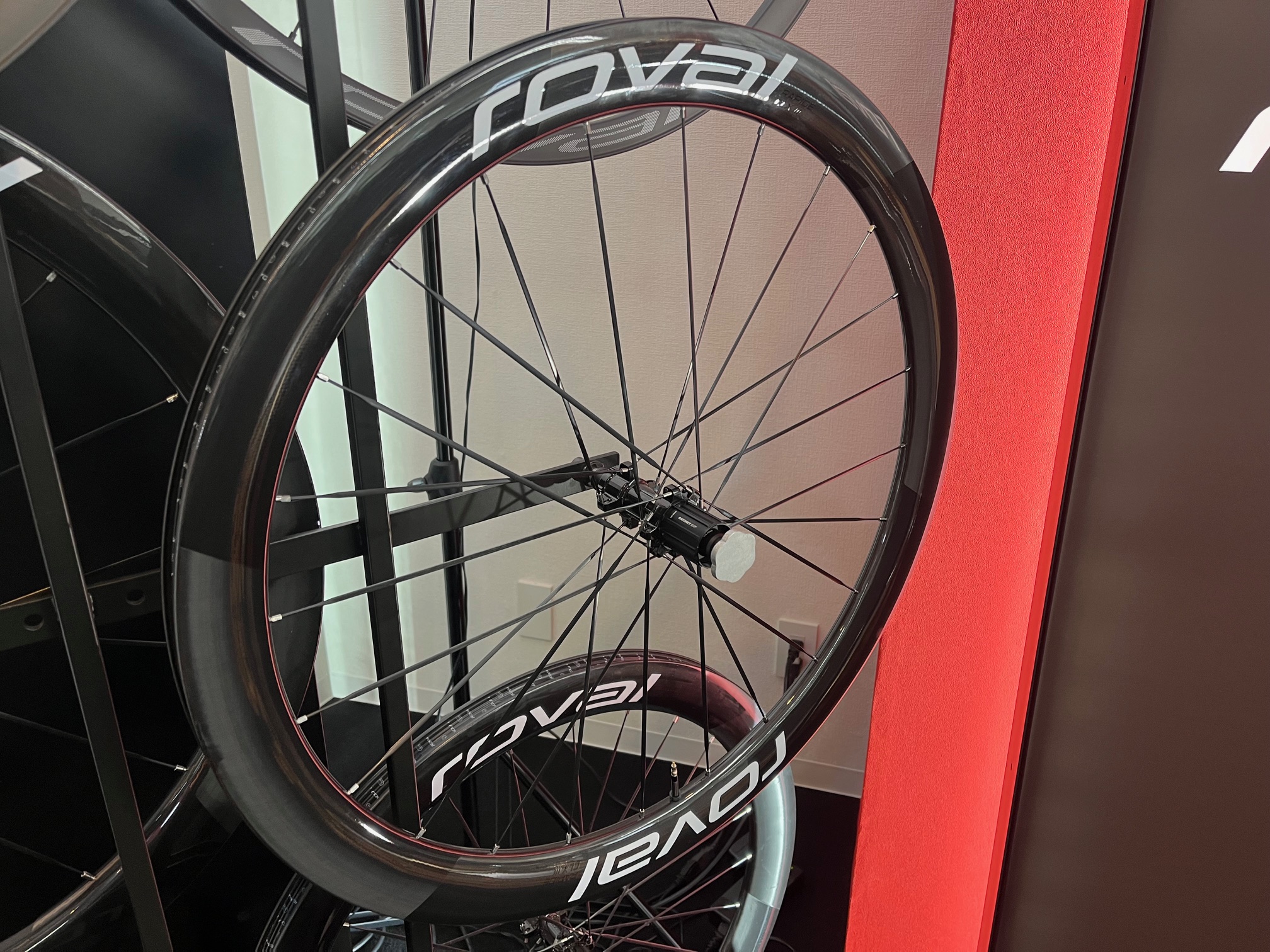 Roval｜ロードレースホイール『Rapide』に最新版3モデル登場｜CYCLE PINE｜サイクルパイン[スポーツ自転車専門ショップ]
